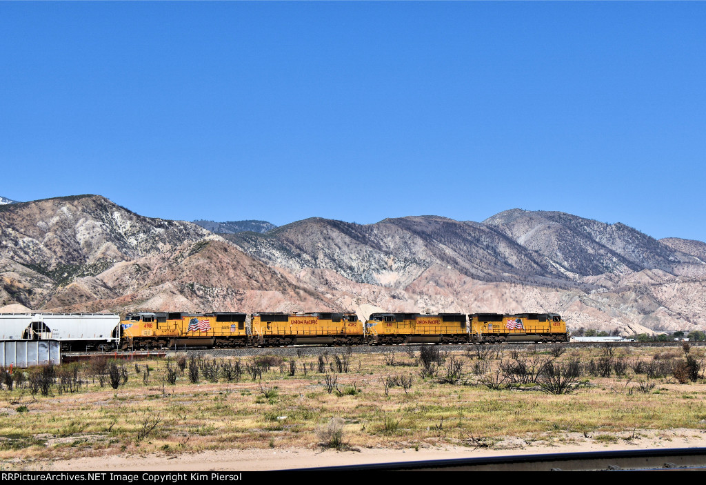4 UP SD70Ms on Old SP Route Through Cajon Pass